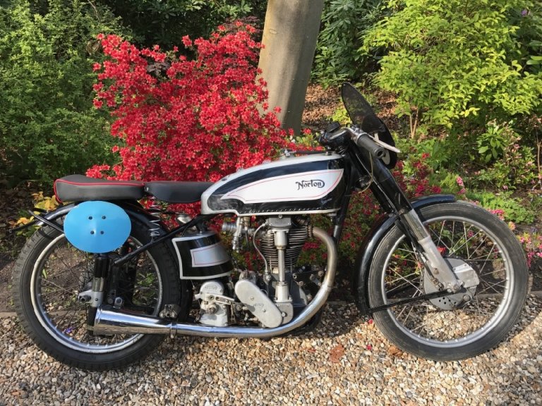 Manx Norton - Classic Super BikesClassic Super Bikes