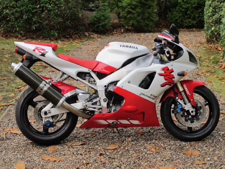 Yamaha R1 - Classic Super BikesClassic Super Bikes