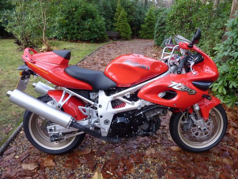 Suzuki TL1000S - Classic Super BikesClassic Super Bikes