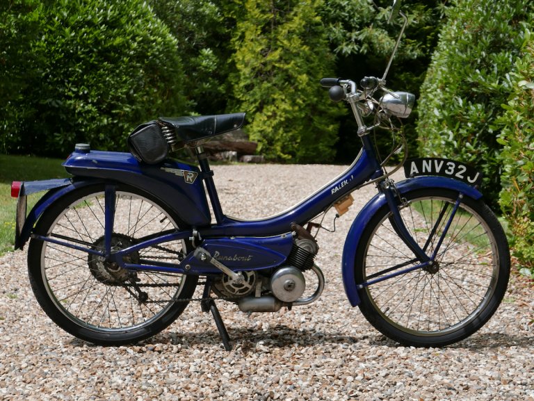 AA Motorcycle Sidecar Combination - Classic Super BikesClassic Super Bikes