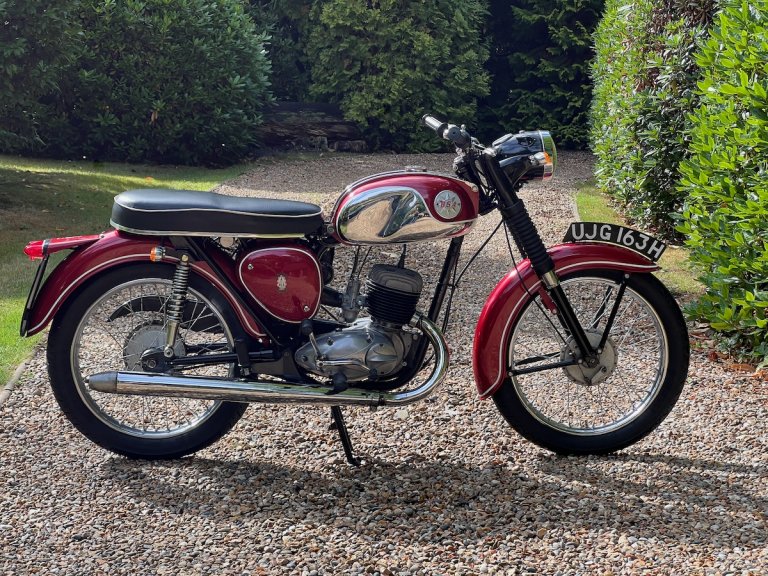 BSA B175 Bantam - Classic Super BikesClassic Super Bikes
